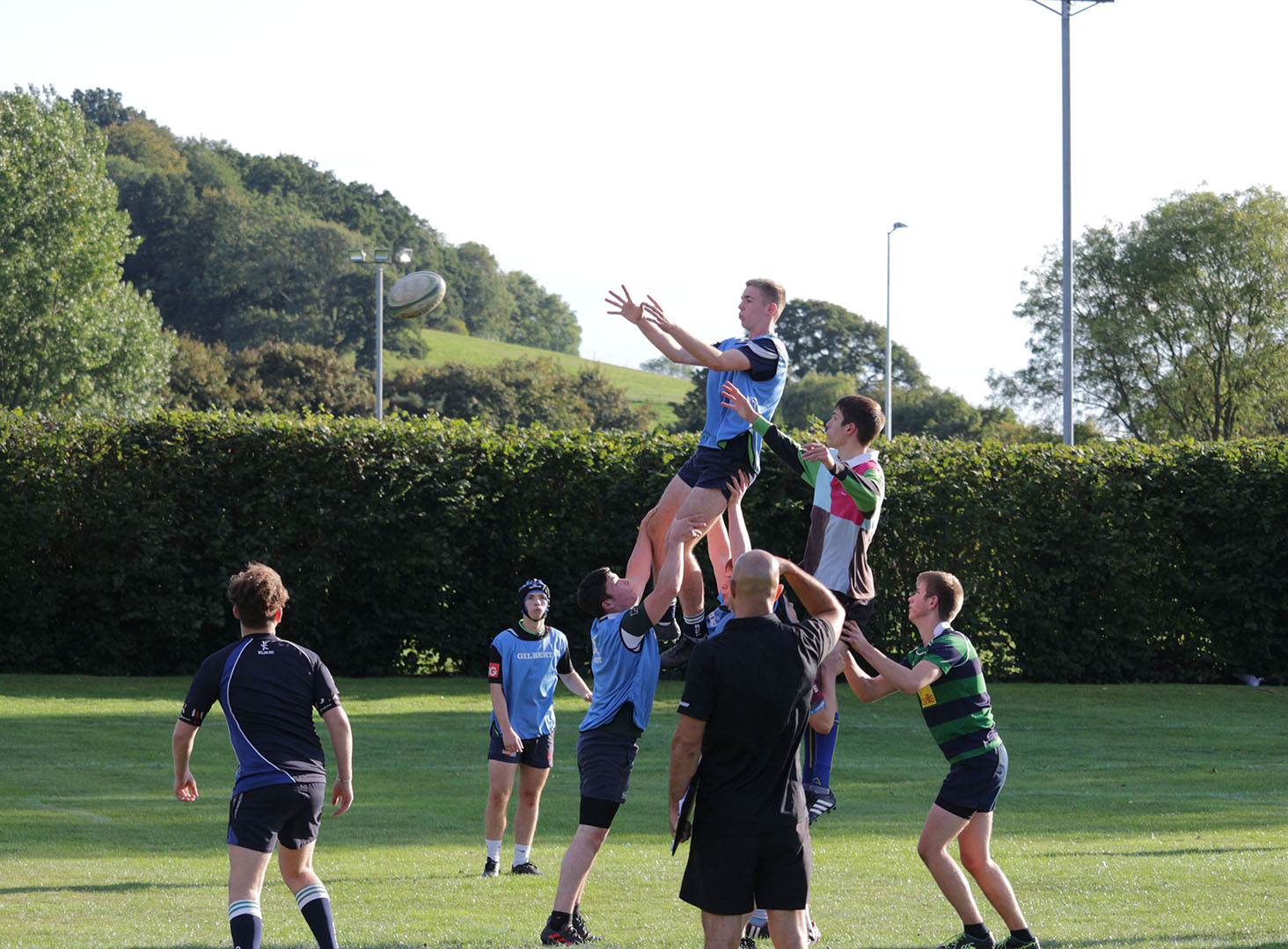 Reigate College Rugby gets off to a flying start - Reigate College
