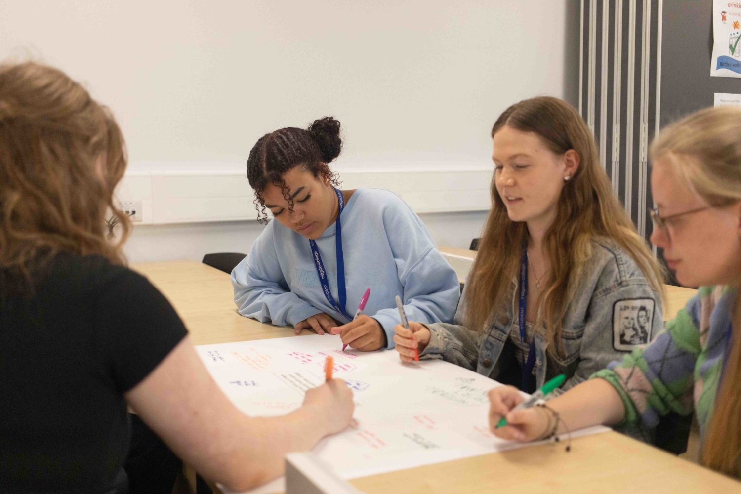 S7 Students’ Union Conference - Reigate College
