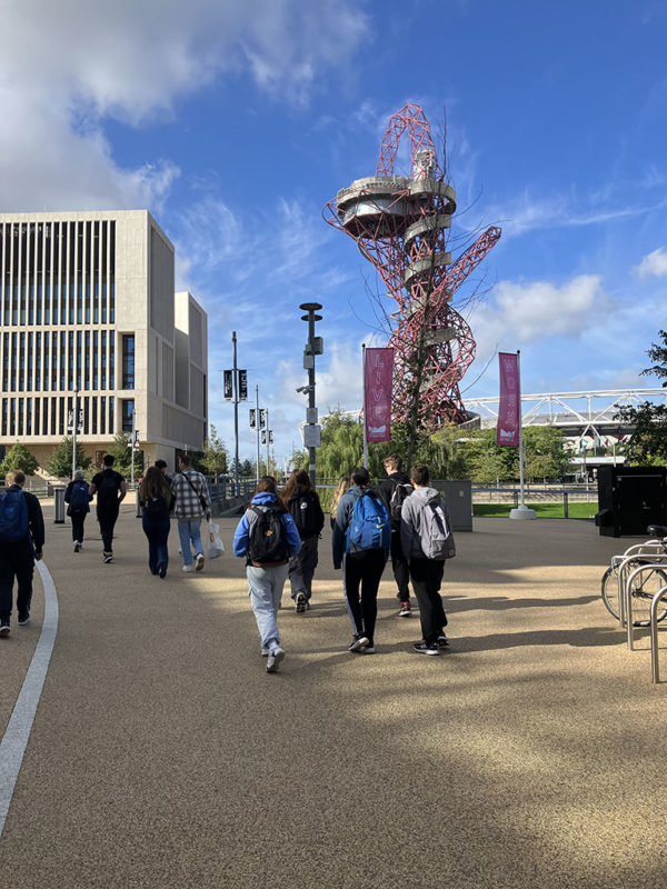 Travel & Tourism students get Out and About - Reigate College